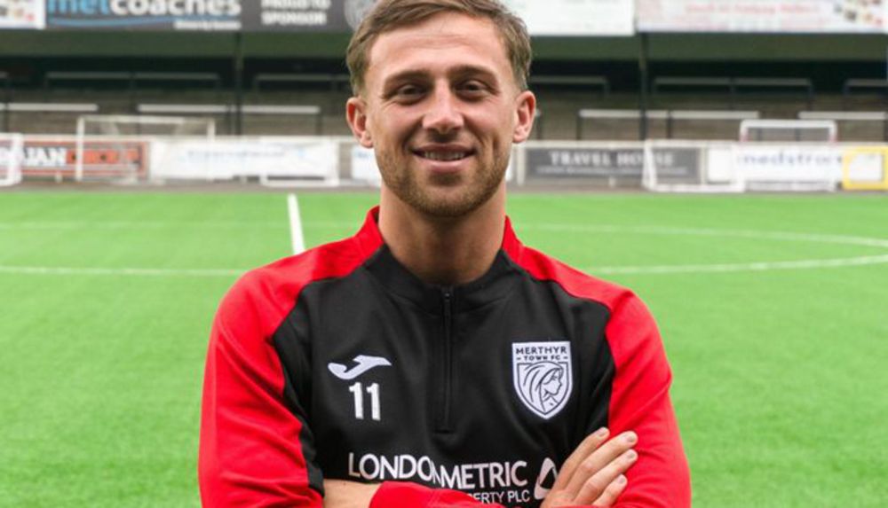 Kavanagh Becomes Second New Merthyr Recruit - The Southern League